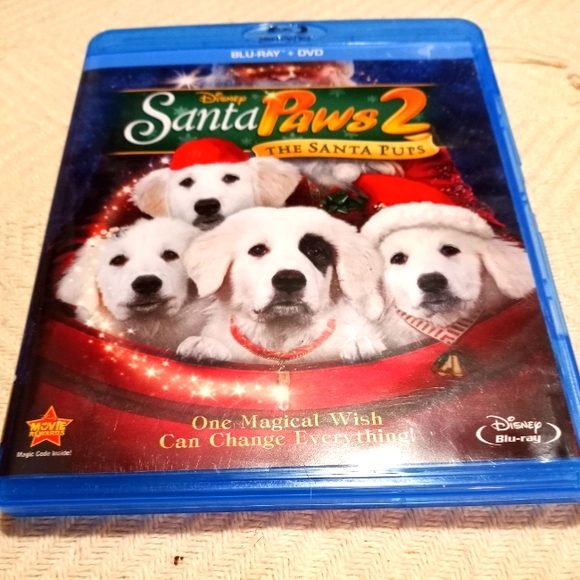 Disney | Media | Walt Disneys Santa Paws 2 The Santa Pups On Bluray Dvd ...